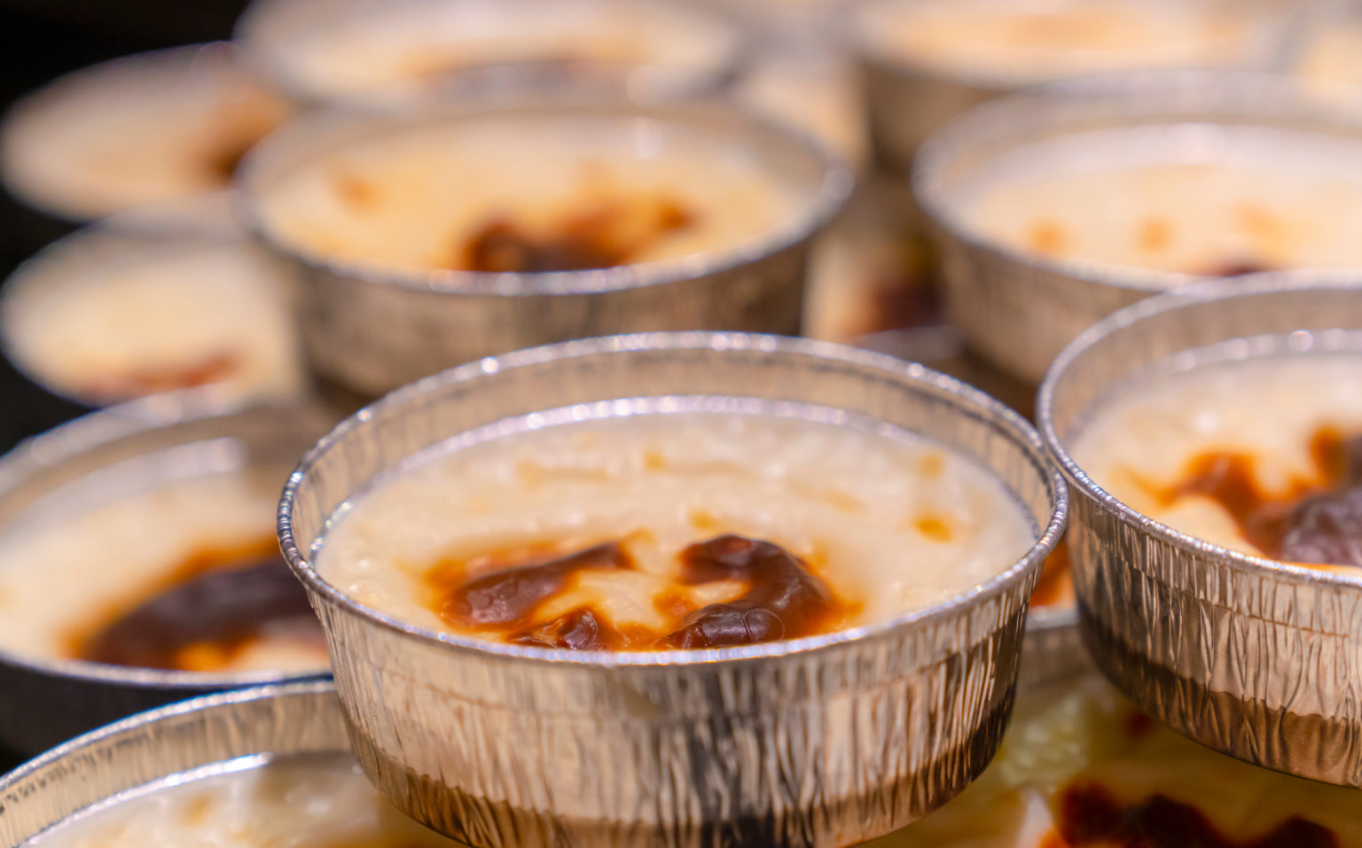 Desert turcesc. Cum faci fırın sütlaç, celebra reteta de budinca de ...