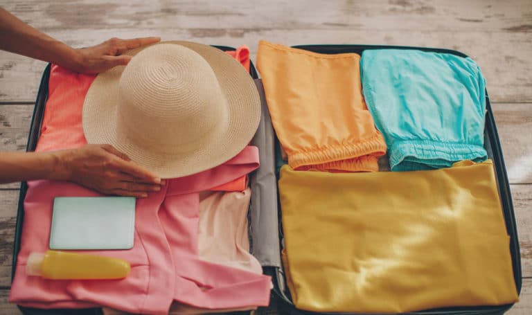 Lista de bagaje pentru o vacanta la mare cu copiii si sfaturi pentru impachetat eficient - Blog ...