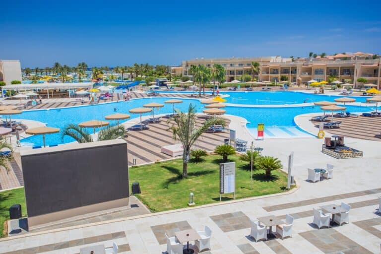 Hurghada sau Sharm el Sheikh? Ce destinatie sa alegi in functie de ...