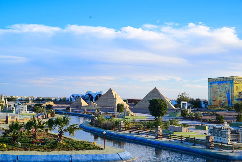 Vizita la Mini Egypt Park Hurghada, un loc numai bun de explorat in ...